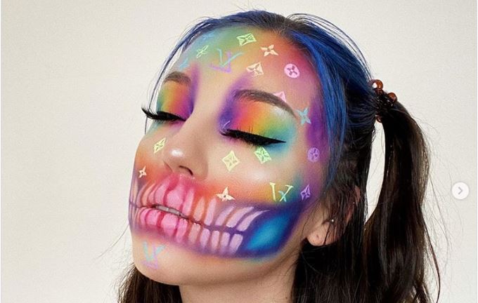 26 Bone-Chillingly Cool Skeleton Makeup Ideas - TheFastFashion.com